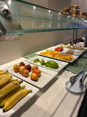 Pequeno-almoço tipo buffet diário incluído 