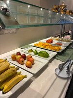 Pequeno-almoço tipo buffet diário incluído 