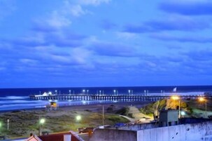 Vista para praia/oceano