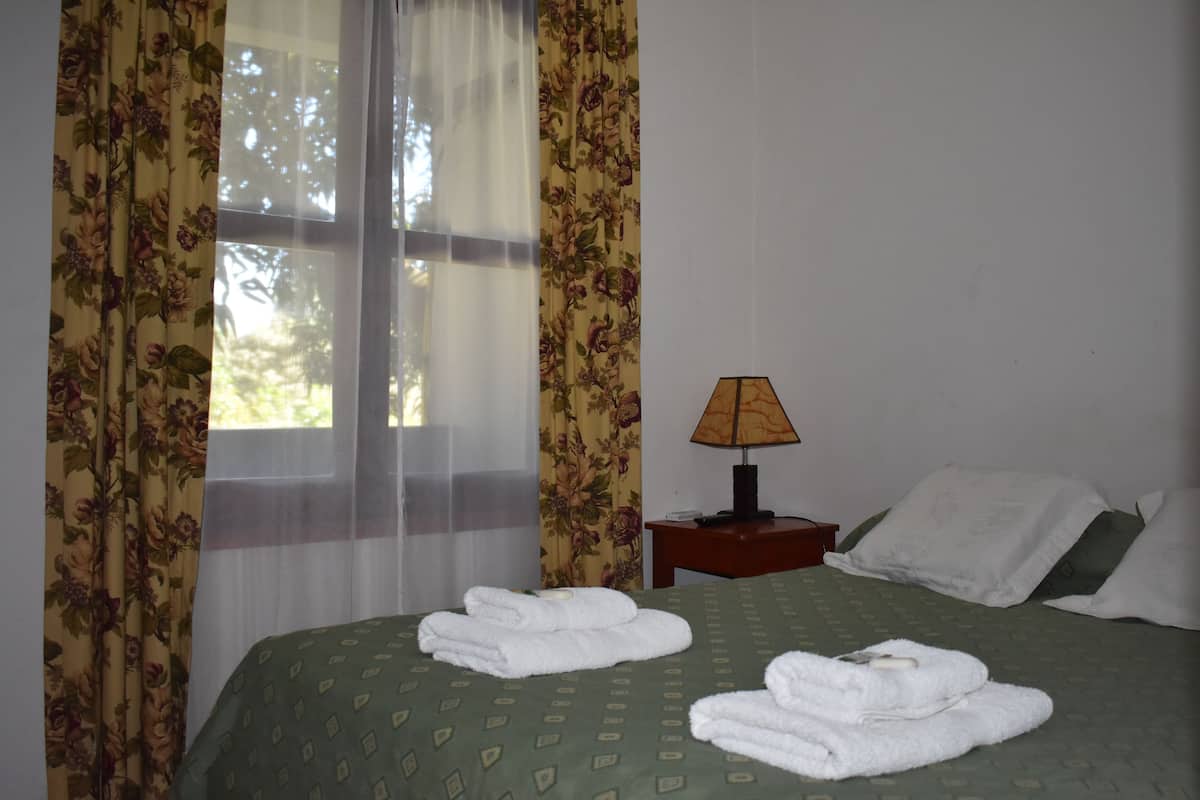 Quarto Duplo, 1 cama de casal | Wi-fi grátis