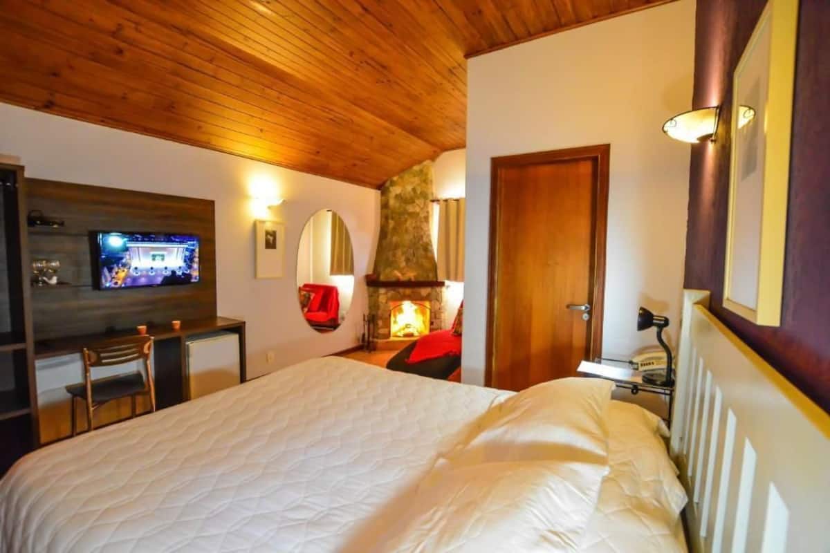 Chalé | 1 quarto, minibar, secretária, Wi-fi grátis