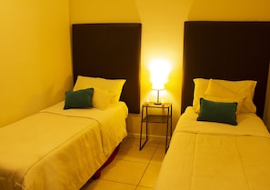 Apartamento superior | 1 quarto, roupas de cama premium, edredons de pluma