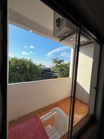 Varanda | Vista para a rua
