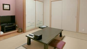 Quarto, para não fumantes, geladeira (Japanese/Western Room 204) | Wi-Fi de cortesia