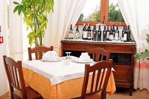 Almoço e jantar, culinária local