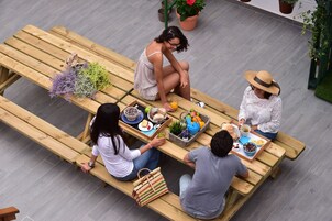 Pequeno-almoço continental diário incluído 