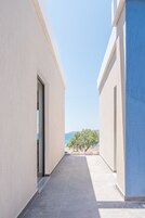 Quarto casal, vista para o mar | Terraço/pátio