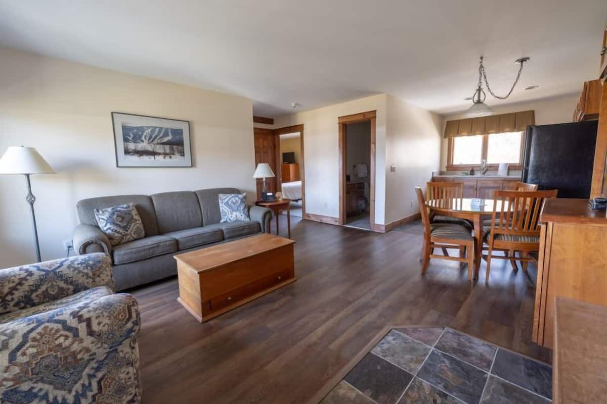 Quarto Twin, 2 quartos (Windwood) | Sala de estar