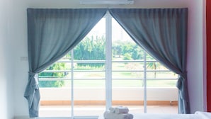 Suite Executiva, 3 quartos, varanda | Cofre no quarto, ferro/tábua de engomar, camas desdobráveis 