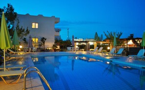 Piscina exterior 