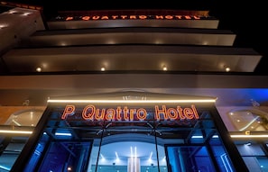 Fachada da propriedade