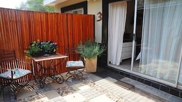 Quarto Comfort, 1 quarto | Terraço/pátio interior