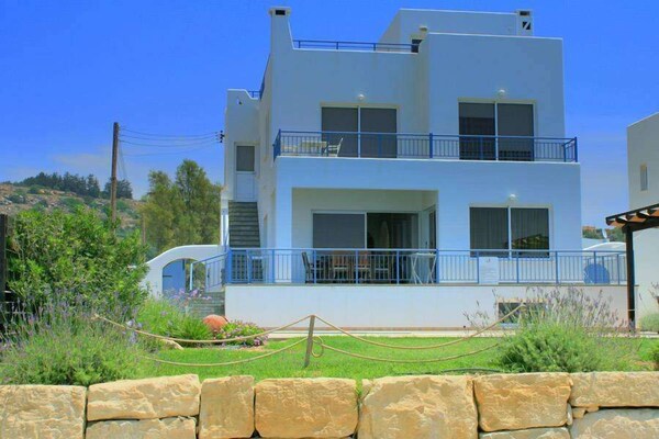 Blue Coral Beach Villas - Paphos