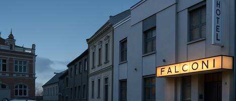 Fachada da propriedade