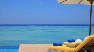 Villa Familiar, 2 quartos | Roupa de alta qualidade, minibar, cofre no quarto, secretária