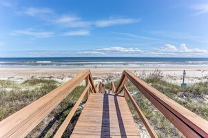 Casa, 2 quartos | Praia | Na praia 