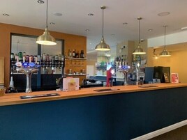 Bar (no alojamento)