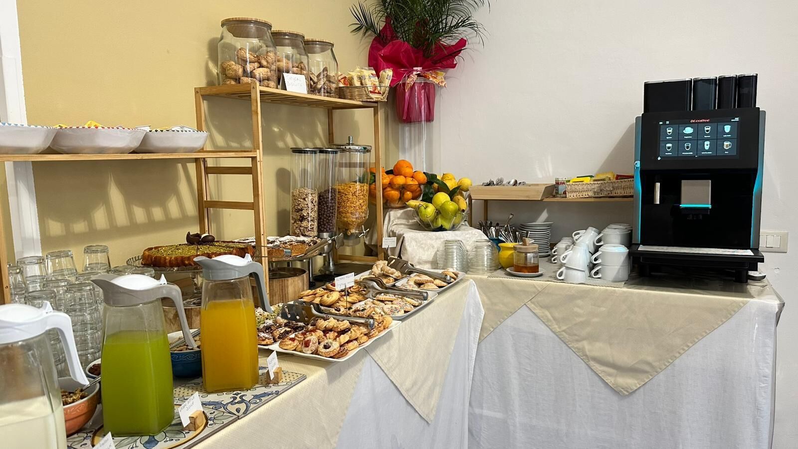 Pequeno-almoço tipo buffet diário incluído 