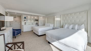 Roupas de cama premium, cofres nos quartos, cortinas blackout