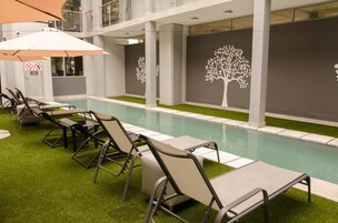 Piscina estreita