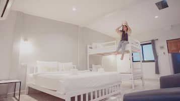 Quarto Familiar | Secretária, secretária adequada para computadores portáteis