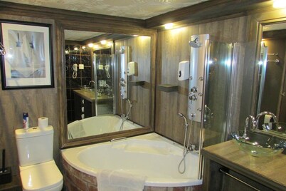 Belurana Collection Victoria Manor