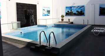 Piscina externa sazonal