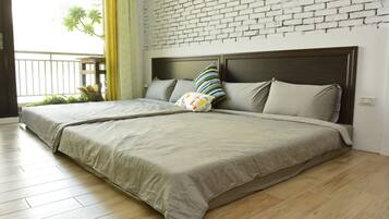 Quarto Quádruplo Comfort, 1 quarto | Roupa de alta qualidade, secretária, quartos insonorizados