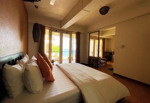 Quarto Superior | Cofre no quarto, secretária, roupa de cama fornecida 