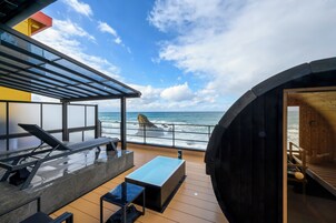 Quarto Royal, não fumadores, vista para o oceano | Com decoração personalizada, com mobília individualizada 