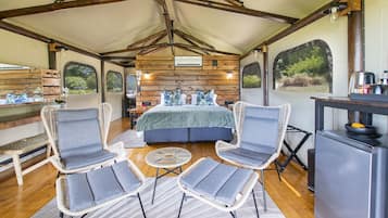 Tenda de Luxo | 2 quartos, lençóis de algodão egípcio, minibar, cofre no quarto