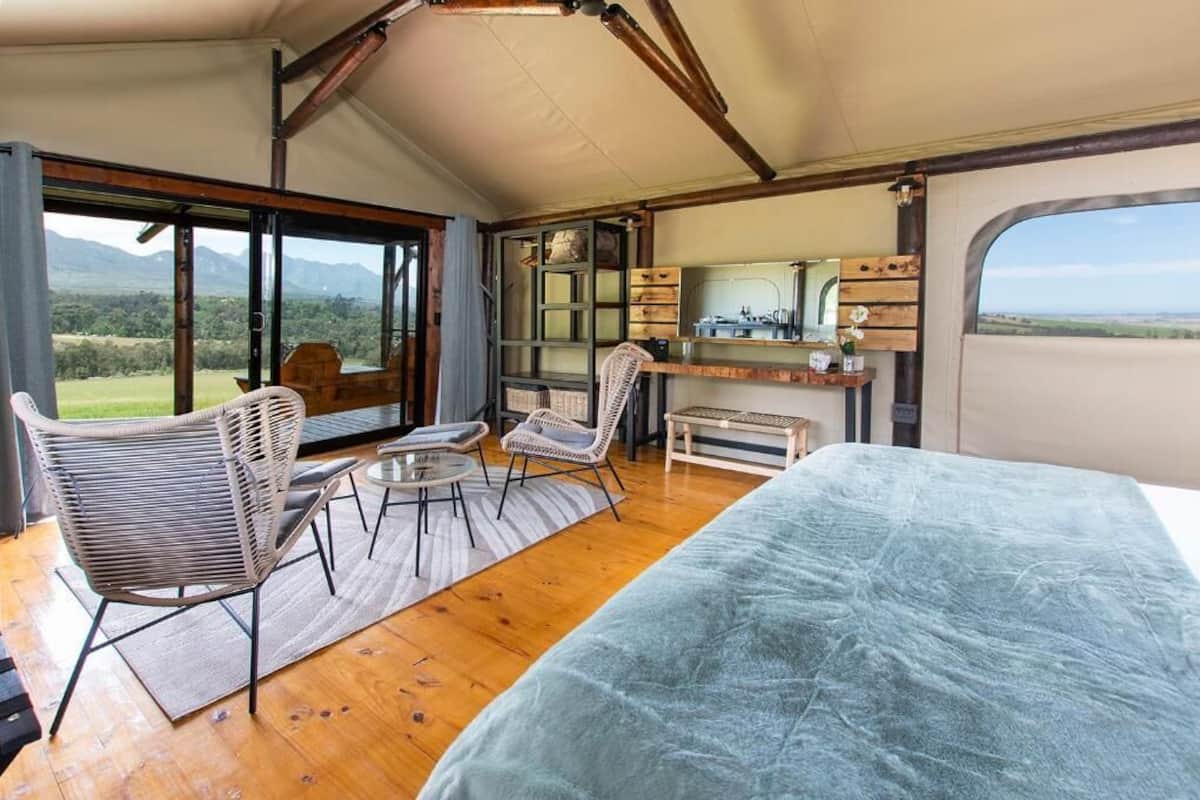 2 quartos, lençóis de algodão egípcio, minibar, cofre no quarto