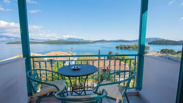 Apartamento, 1 quarto, vista para o mar | Terraço/pátio interior
