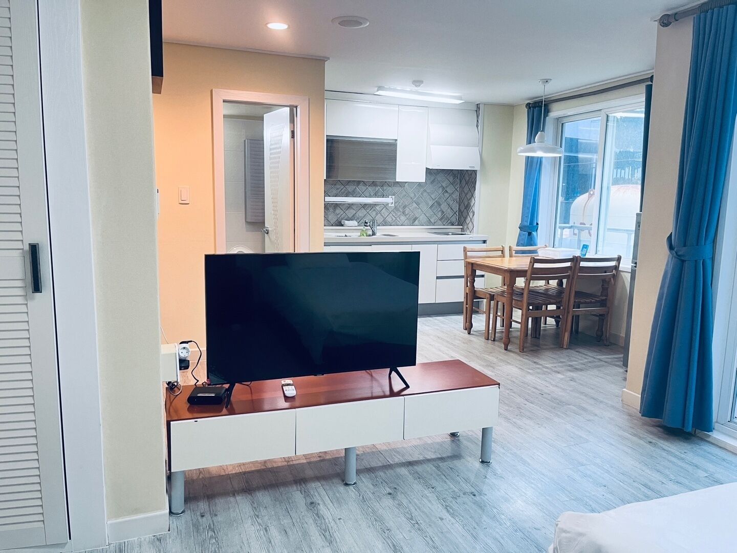 Quarto Twin, 2 camas individuais | Wi-fi grátis, roupa de cama fornecida 