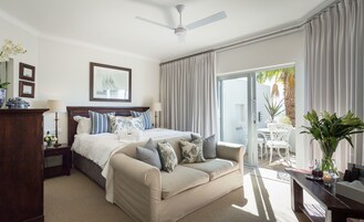 Captain Room | Roupas de cama premium, cofres nos quartos, cortinas blackout