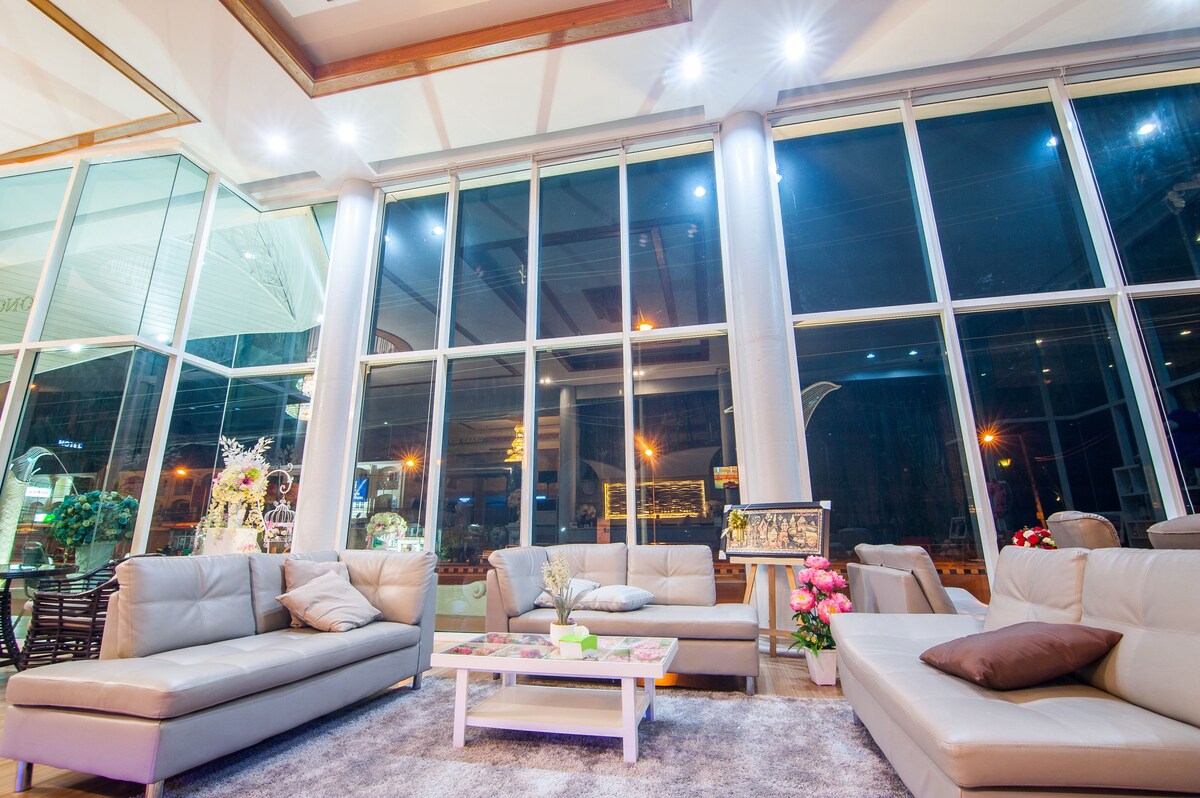 Nongkhai Tavilla Resort and Convention Center Reviews, Deals & Photos 2023 - Expedia