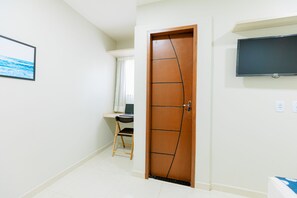 Quarto casal superior | 1 quarto, camas com colchões pillow-top, frigobar