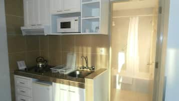 Estúdio, cozinha | Cozinha privada | Uma placa de cozinha