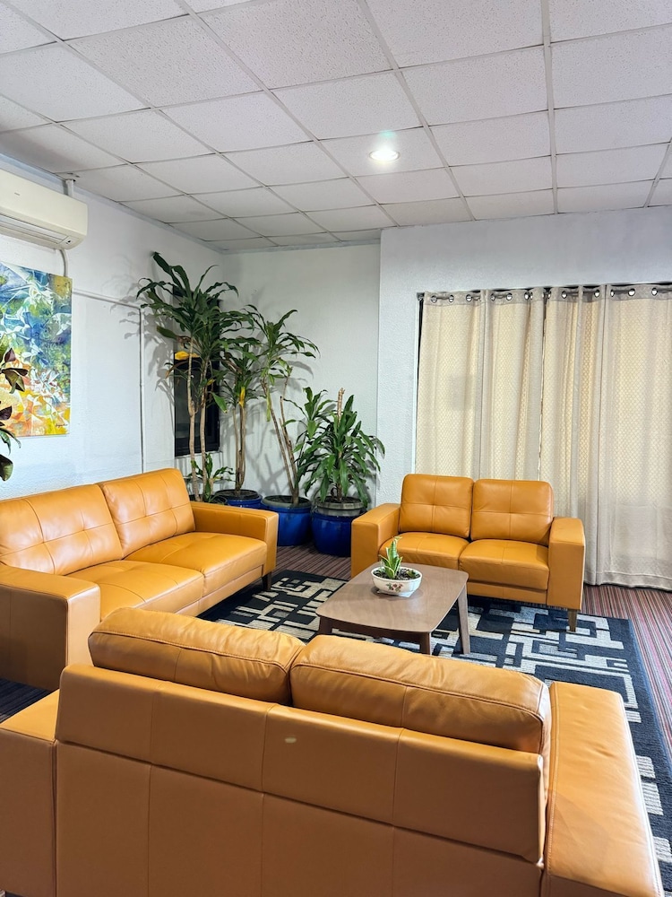 New Harmon Loop Hotel - Guam