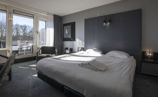 Quarto conforto, sacada | Cofres nos quartos, berços (sobretaxa)