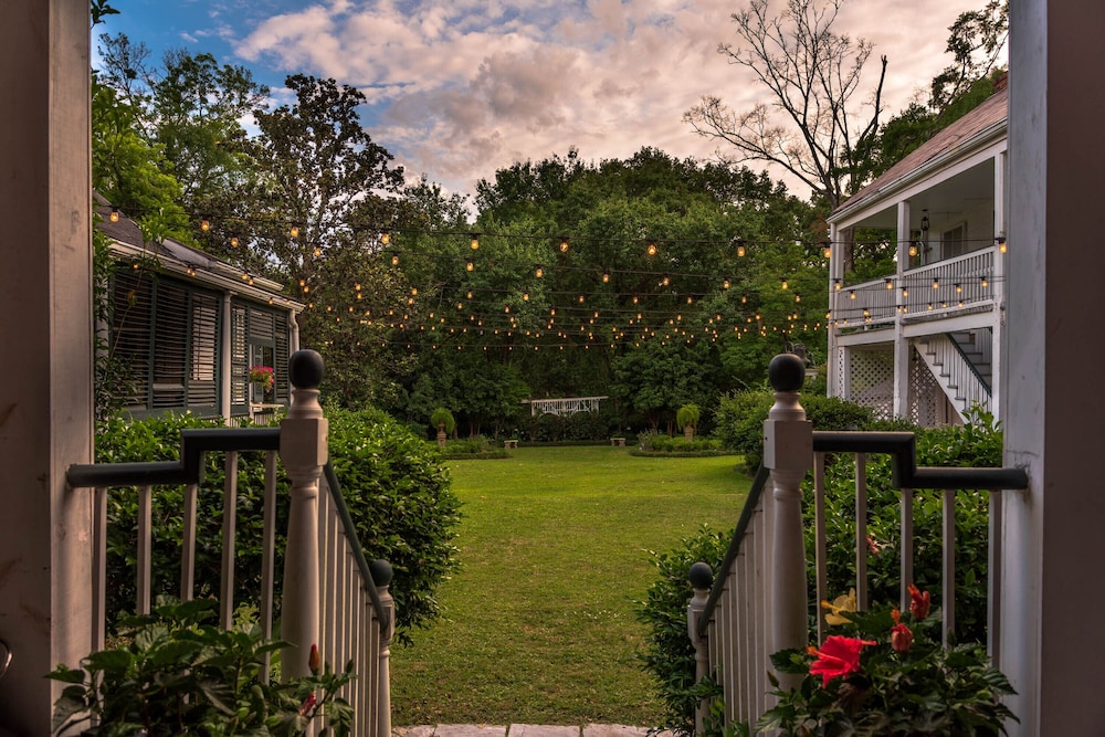 Linden Bed And Breakfast - Natchez, MS