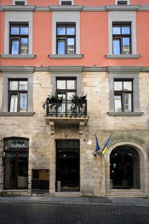 Fachada da propriedade