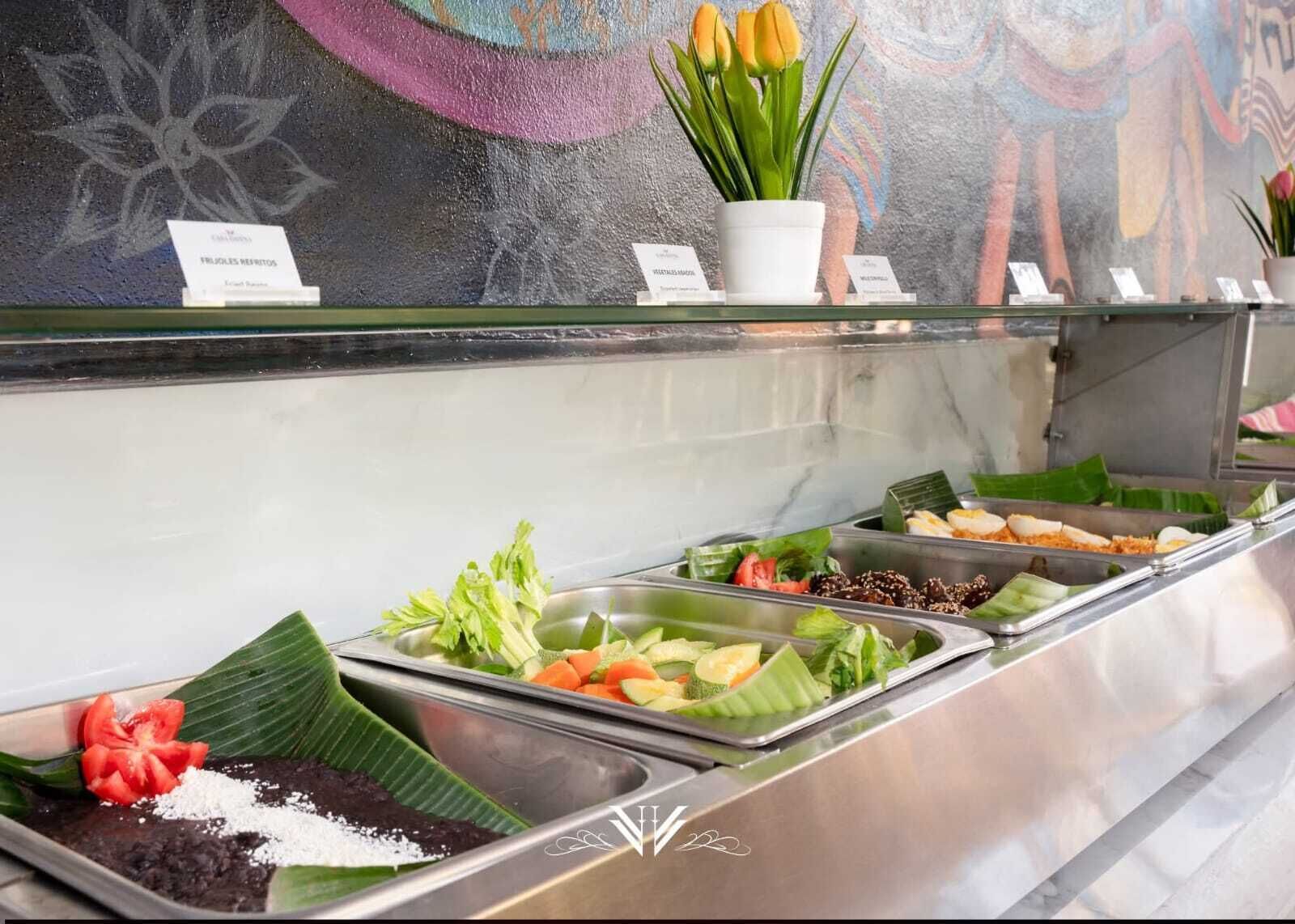 Café da manhã com buffet todos os dias mediante uma taxa