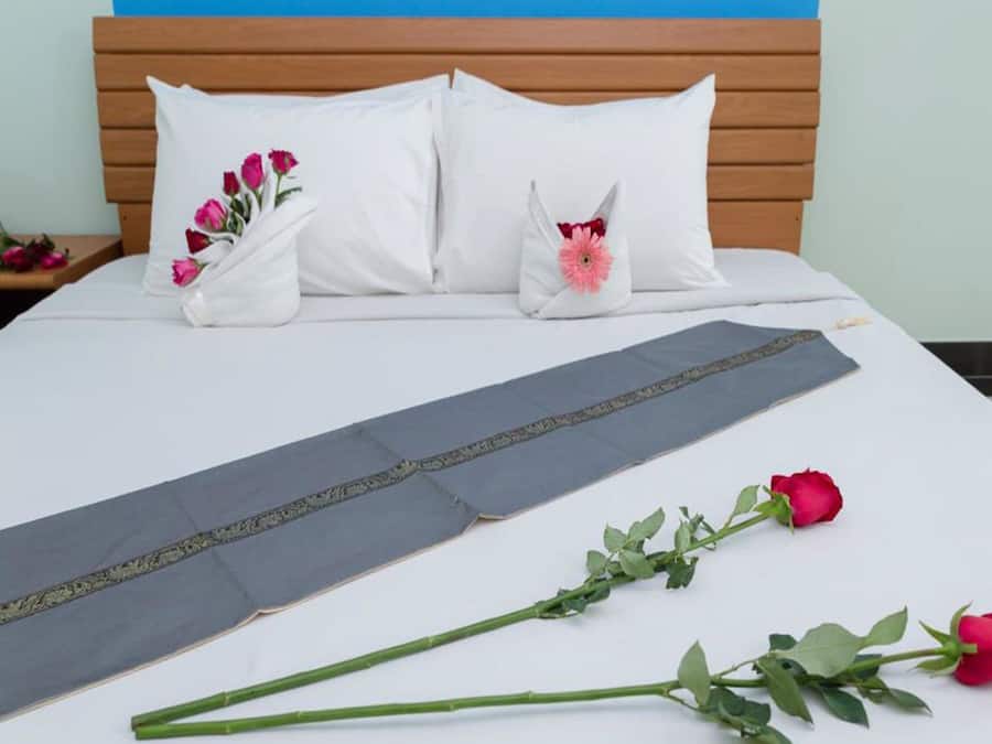 Quarto casal standard, 1 cama King, para não fumantes, banheiro privativo | Escrivaninha, Wi-Fi de cortesia