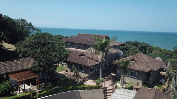 Lombok Lodge - Port Shepstone