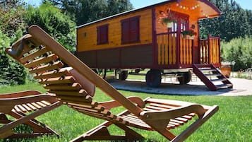 Casa Móvel | Secretária, quartos insonorizados, berços/camas para crianças grátis