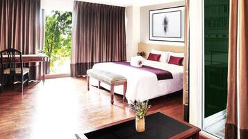 Suite, 1 quarto | Roupa de alta qualidade, secretária, Wi-fi grátis