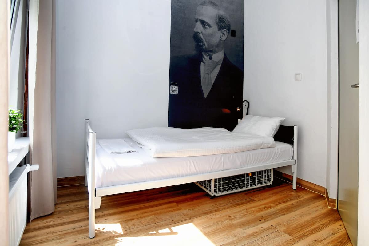 Quarto solteiro standard | Área de estar