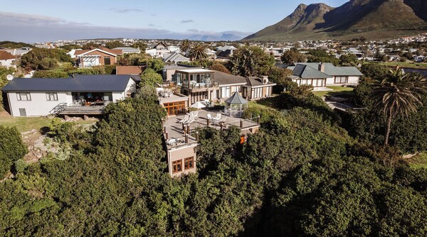 Kennedy's Beach Villa - Onrus