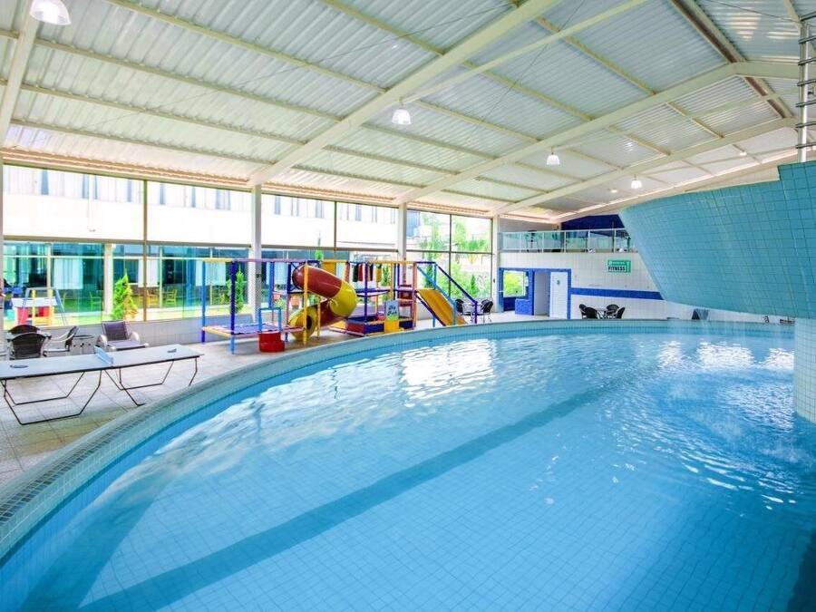 Piscina interna